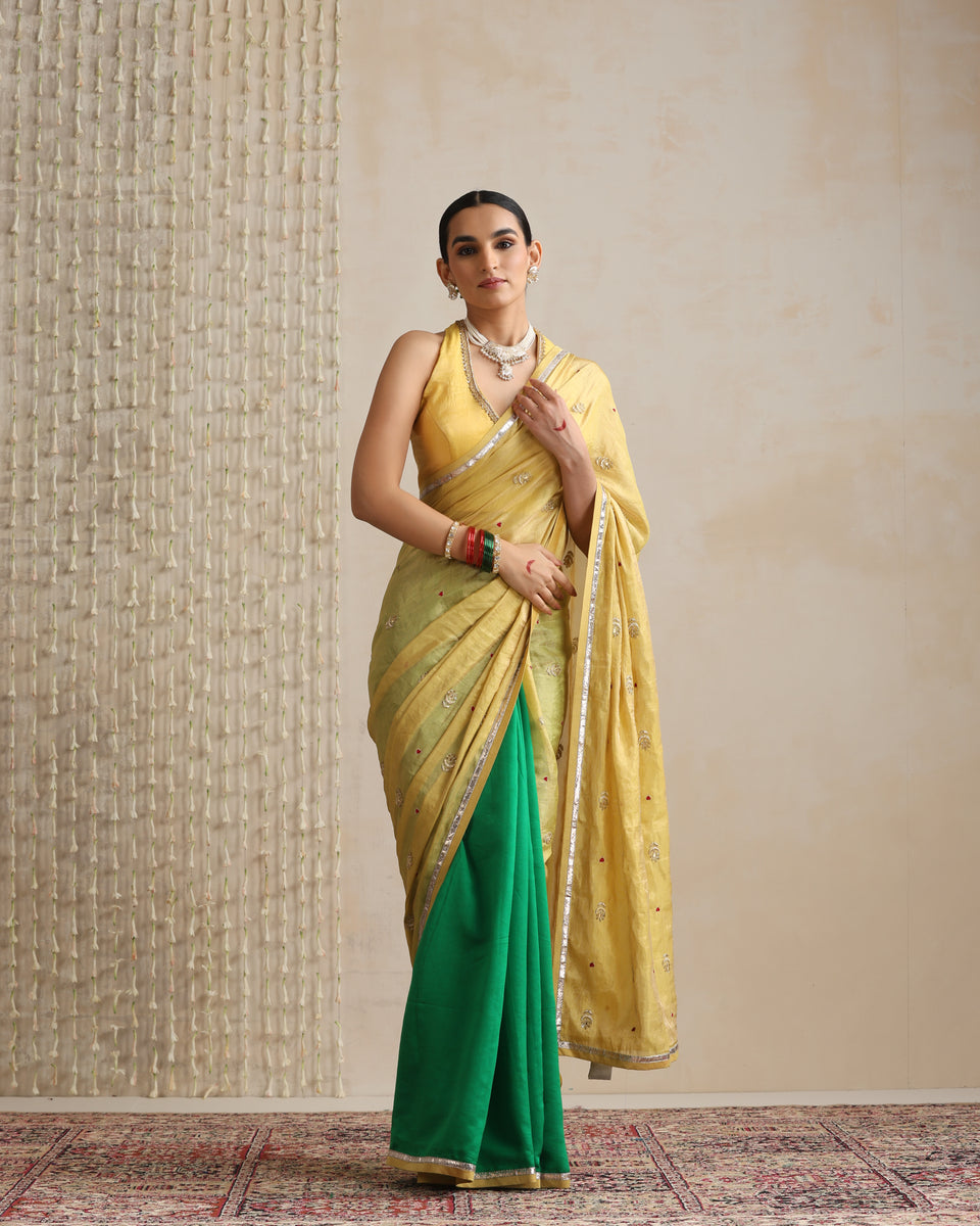 140 reasons to love – Sandook Collective